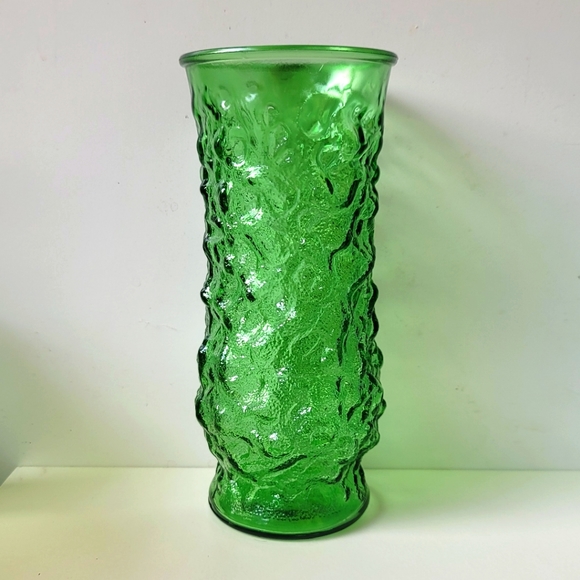 Vintage | Accents | Eo Brody Emerald Green Crinkle Glass Vase Vintage ...